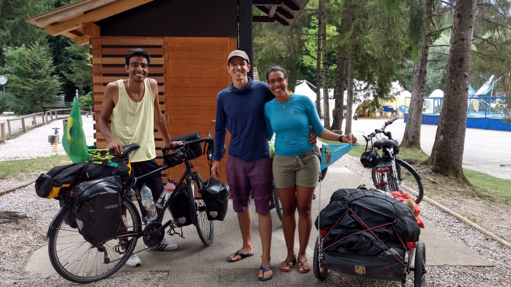 For the first time we met a Brazilian traveling by bike | Status ...
